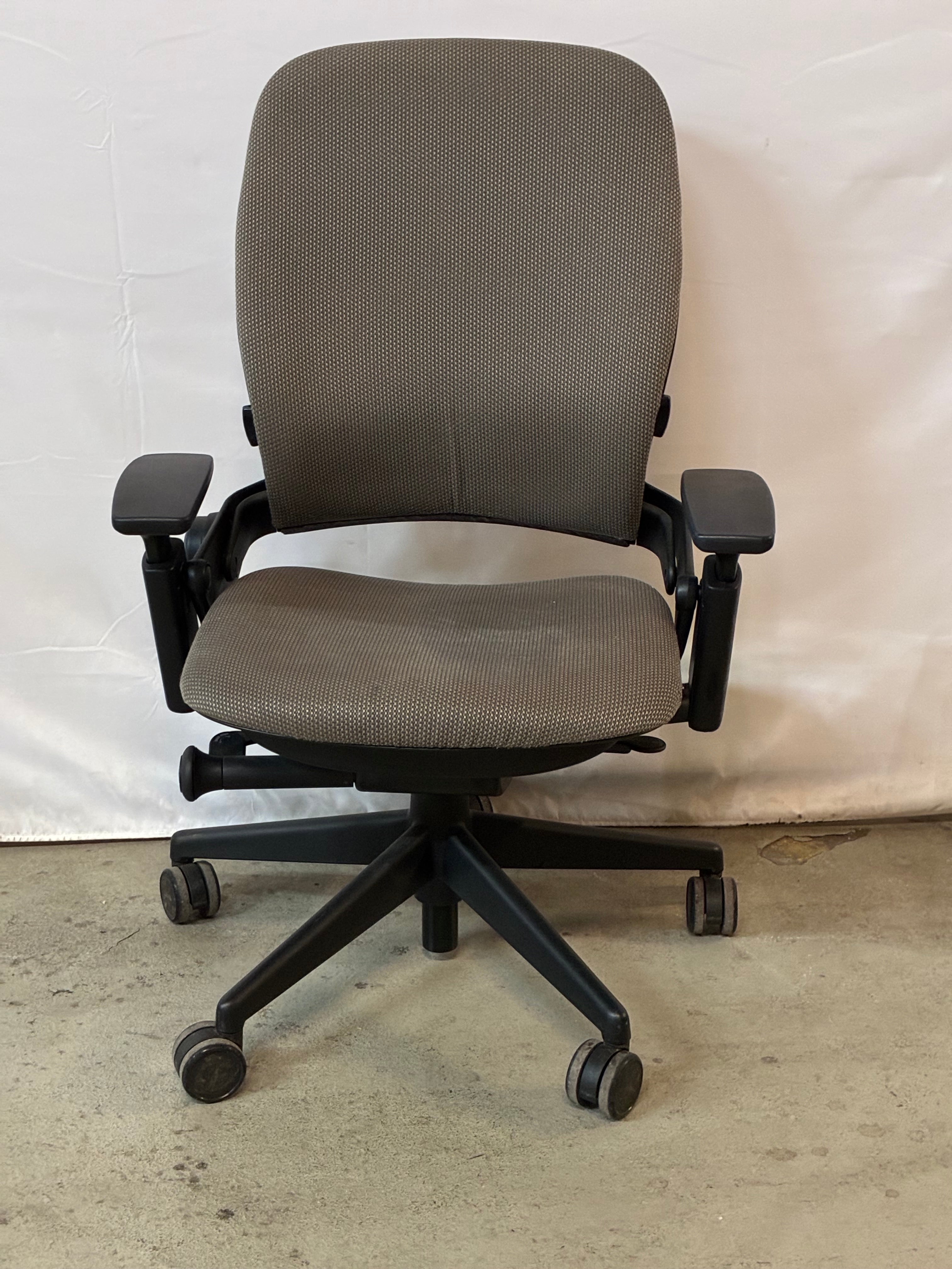 STEELCASE | LEAP TASK CHAIR – Storr PreOwned