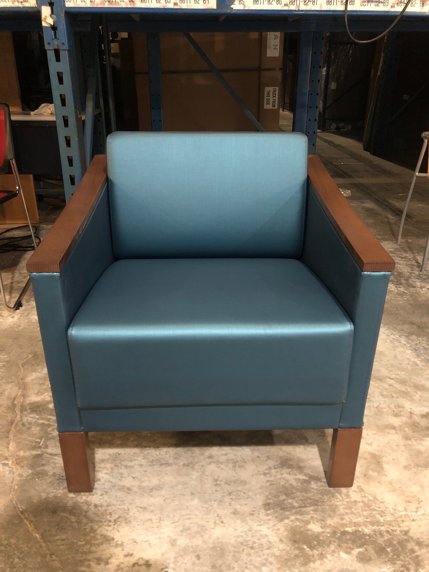 STEELCASE | TAVA LOUNGE CHAIR – Storr PreOwned