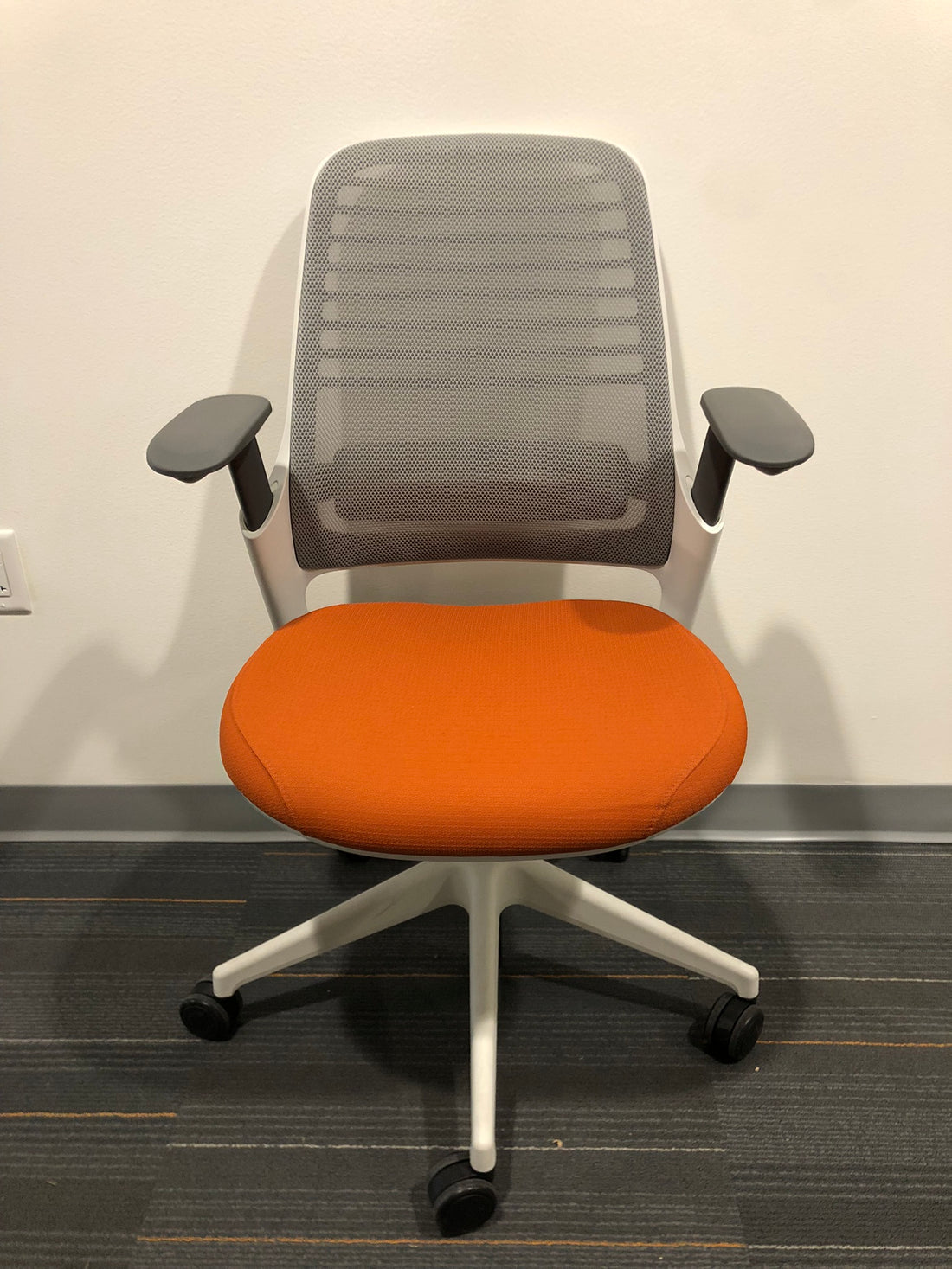 STEELCASE | SERIES 1 TASK CHAIR – Storr PreOwned