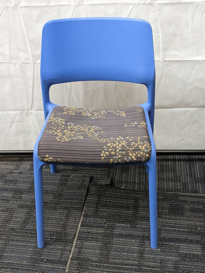 KNOLL | SPARK LEG-BASE STACK CHAIR – Storr PreOwned