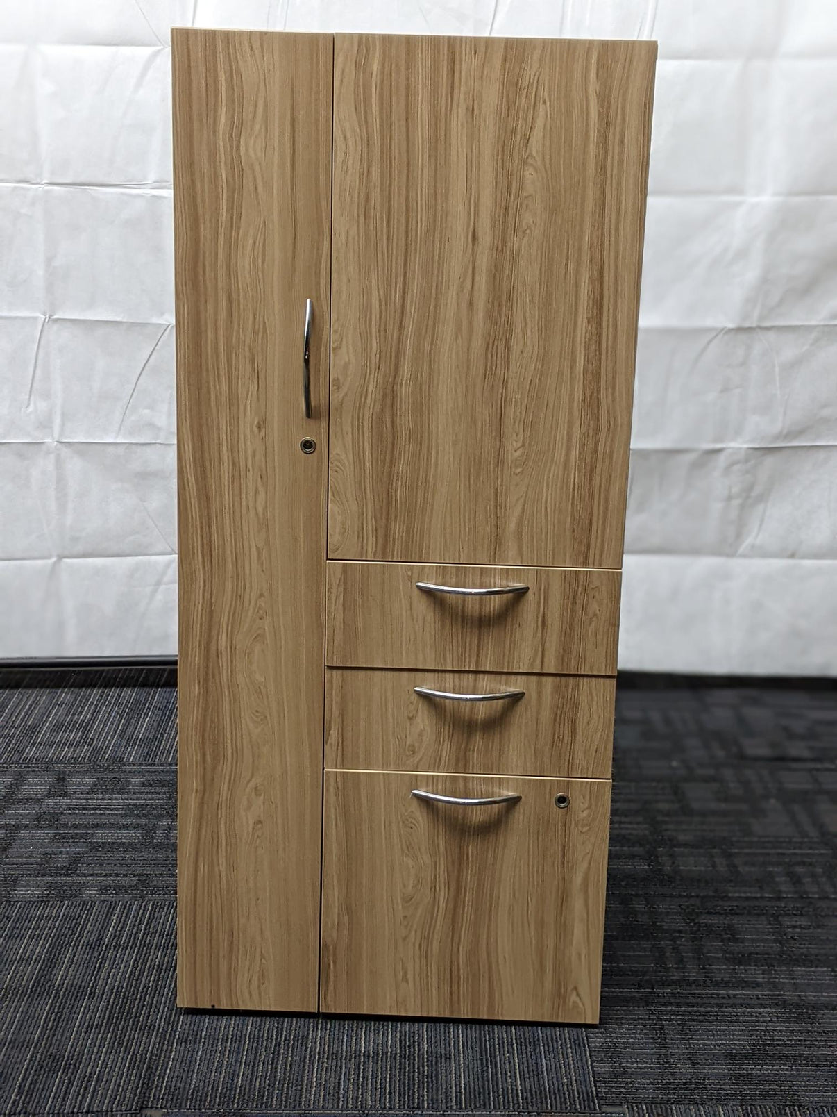 STEELCASE LEFT-HAND STORAGE TOWER – Storr PreOwned