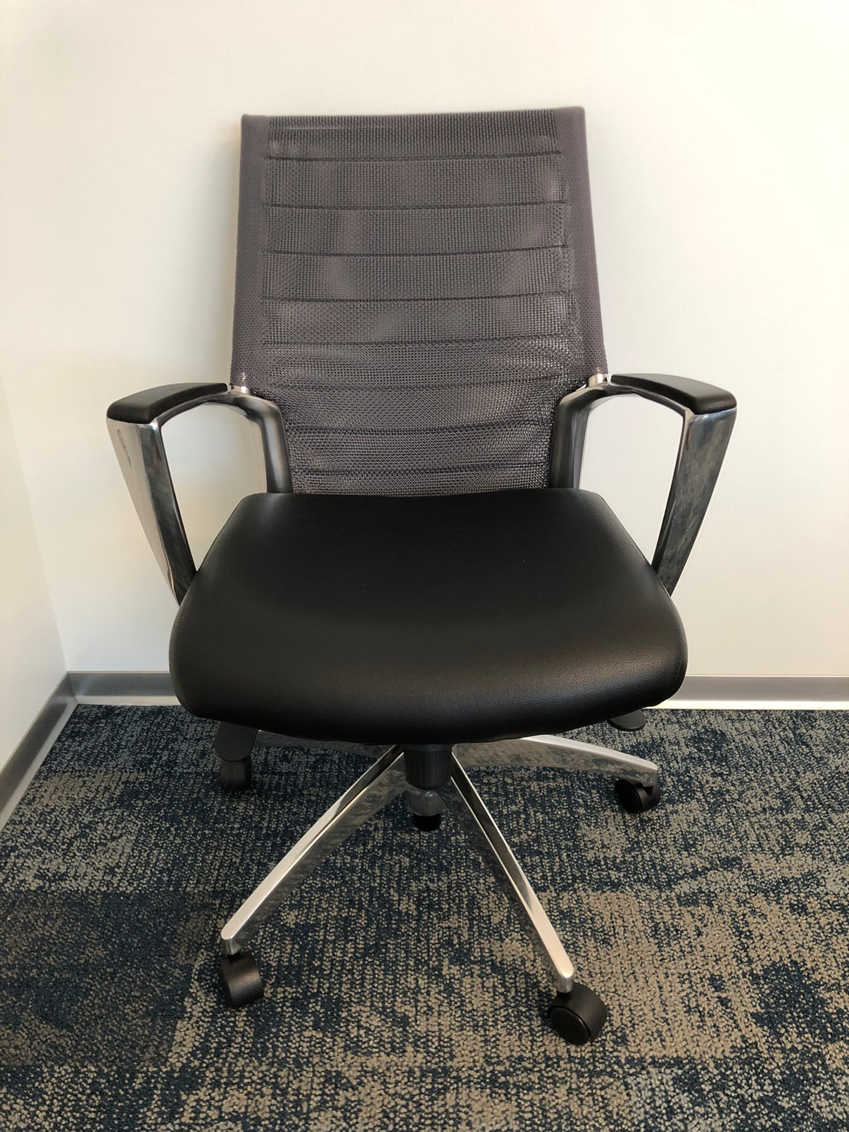 GLOBAL | GLOBAL ACCORD TASK CHAIR – Storr PreOwned