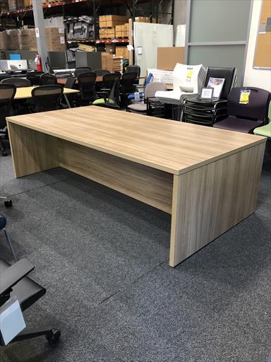 STEELCASE CAMPFIRE BIG TABLE – Storr PreOwned